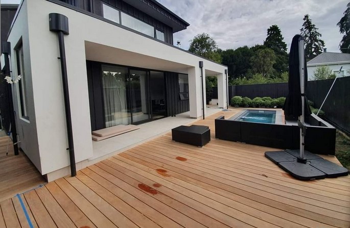 Deck Builders Wellington | Timber Decks, Fences & Wooden Gates