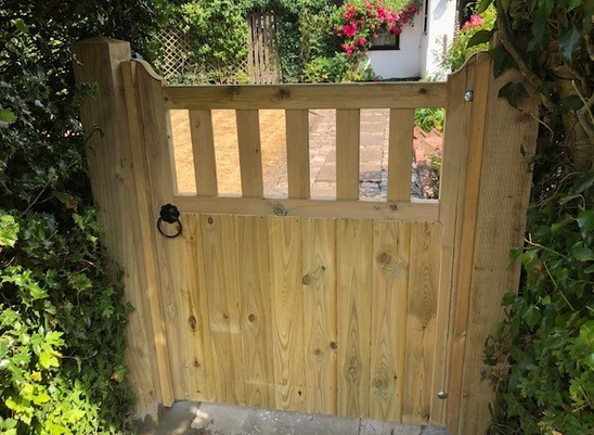 Wooden Gates in Wellington: Crafted Elegance for Your Property